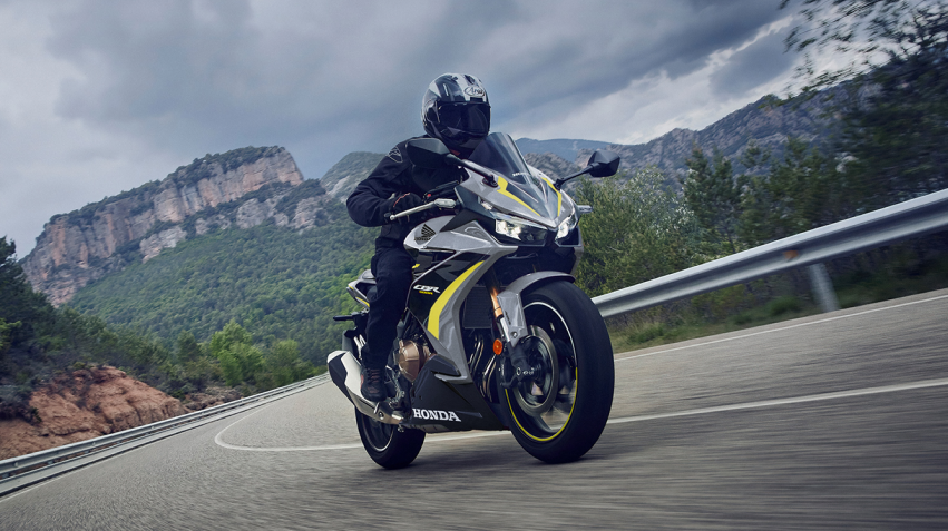 Sports motorisés Honda Canada : Motocyclettes, VTT et véhicules côte à côte